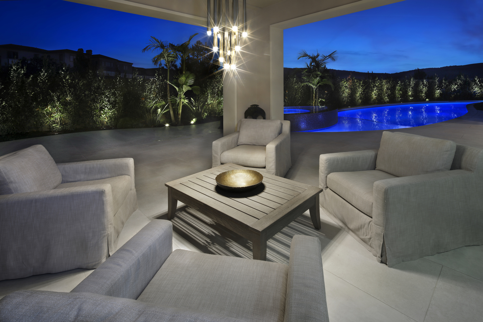 California Rooms & Pool Houses