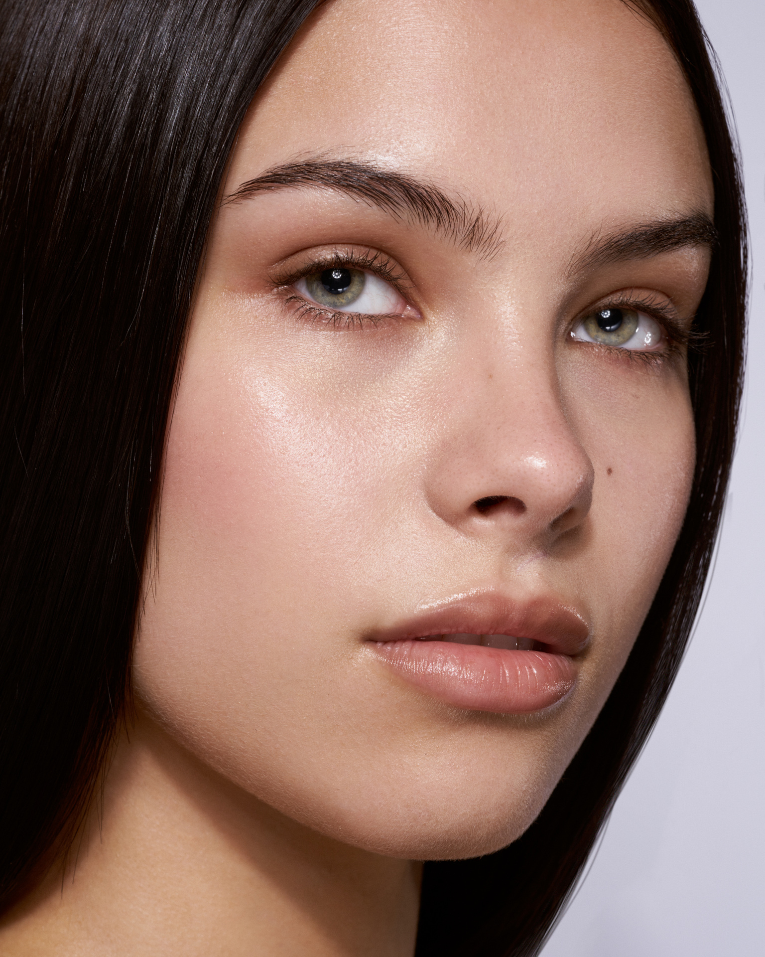 Isabelle Anana Makeup Artist